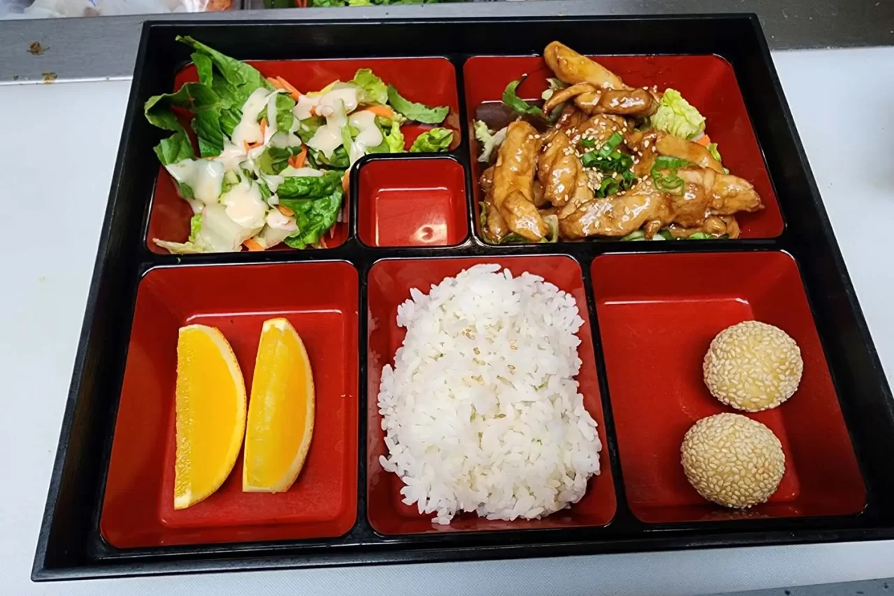 Akatsuki Sushi Bar- Asian Fusion Restaurant｜Silverton｜OR
